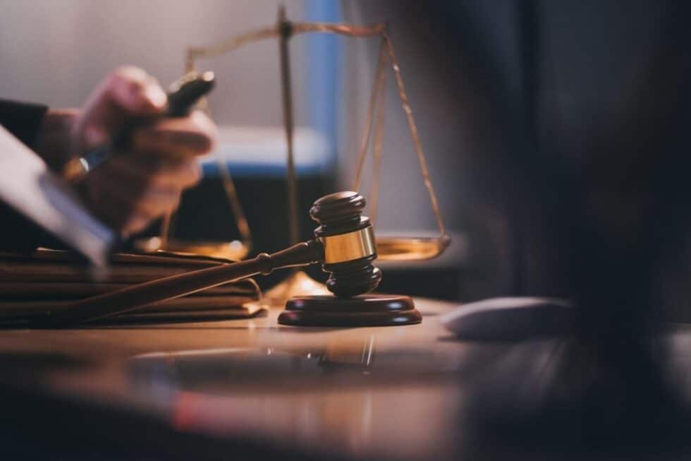 UAE Defamation Laws: Key Legal Considerations and Insights.